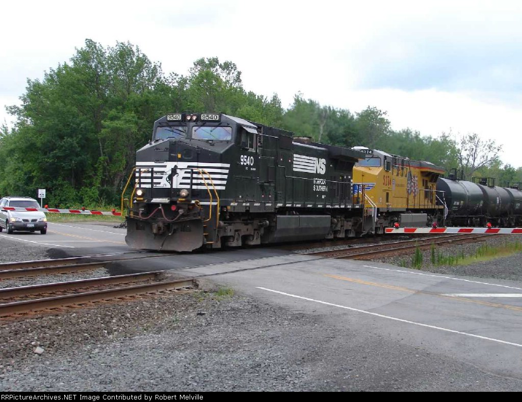 NS 9540 and UP 5274